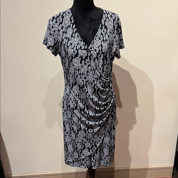 George | Dresses | George Black And White Swirl Mini Dress | Poshmark